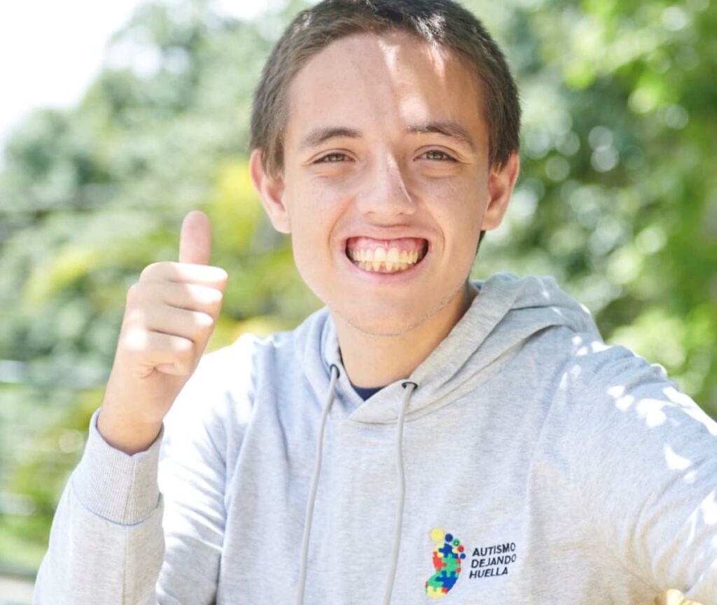 Autismo dejando huella: Un centro integral para personas especiales