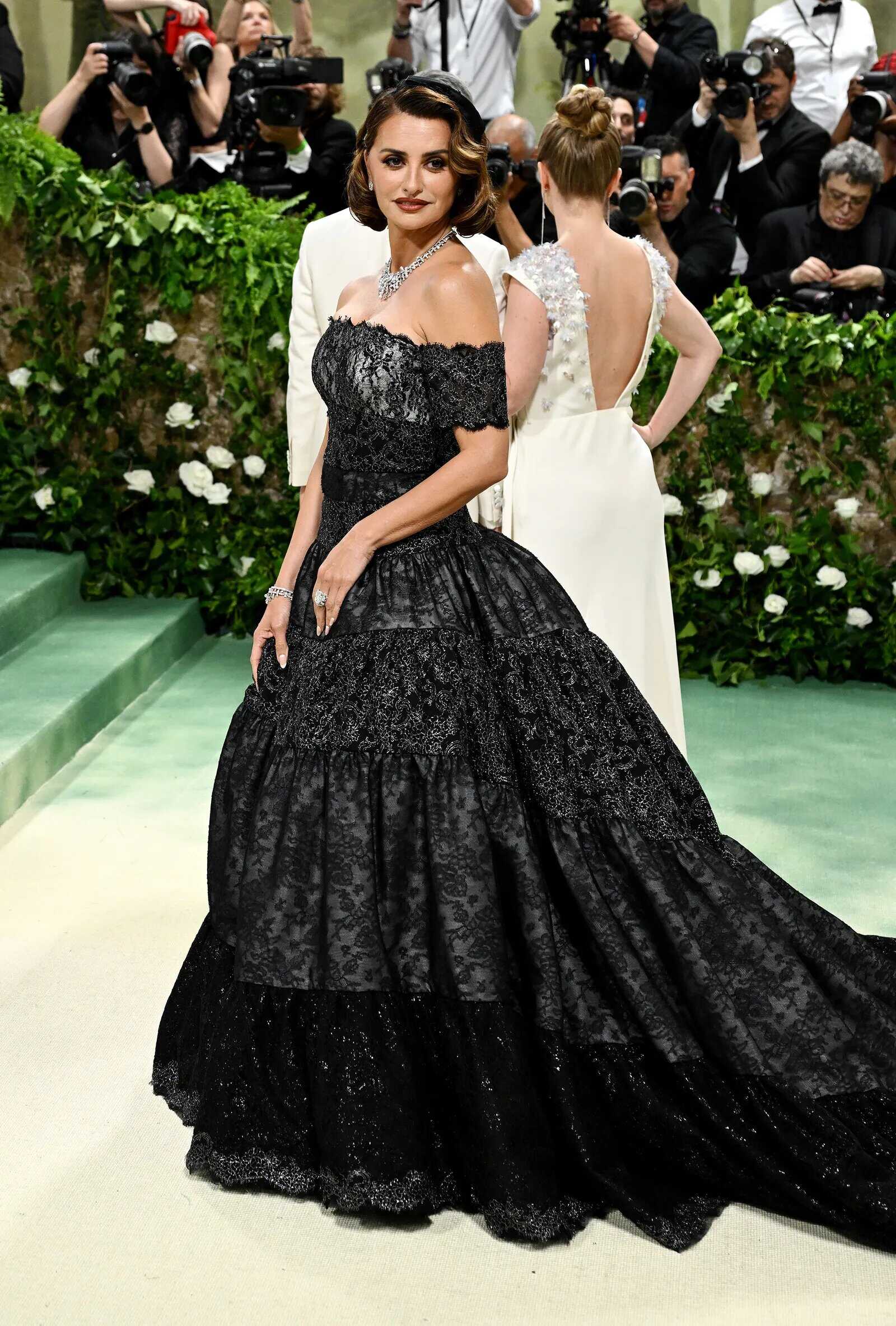 Met Gala 2024: La moda al mejor estilo de 'Garden of Time' - Velvet ...