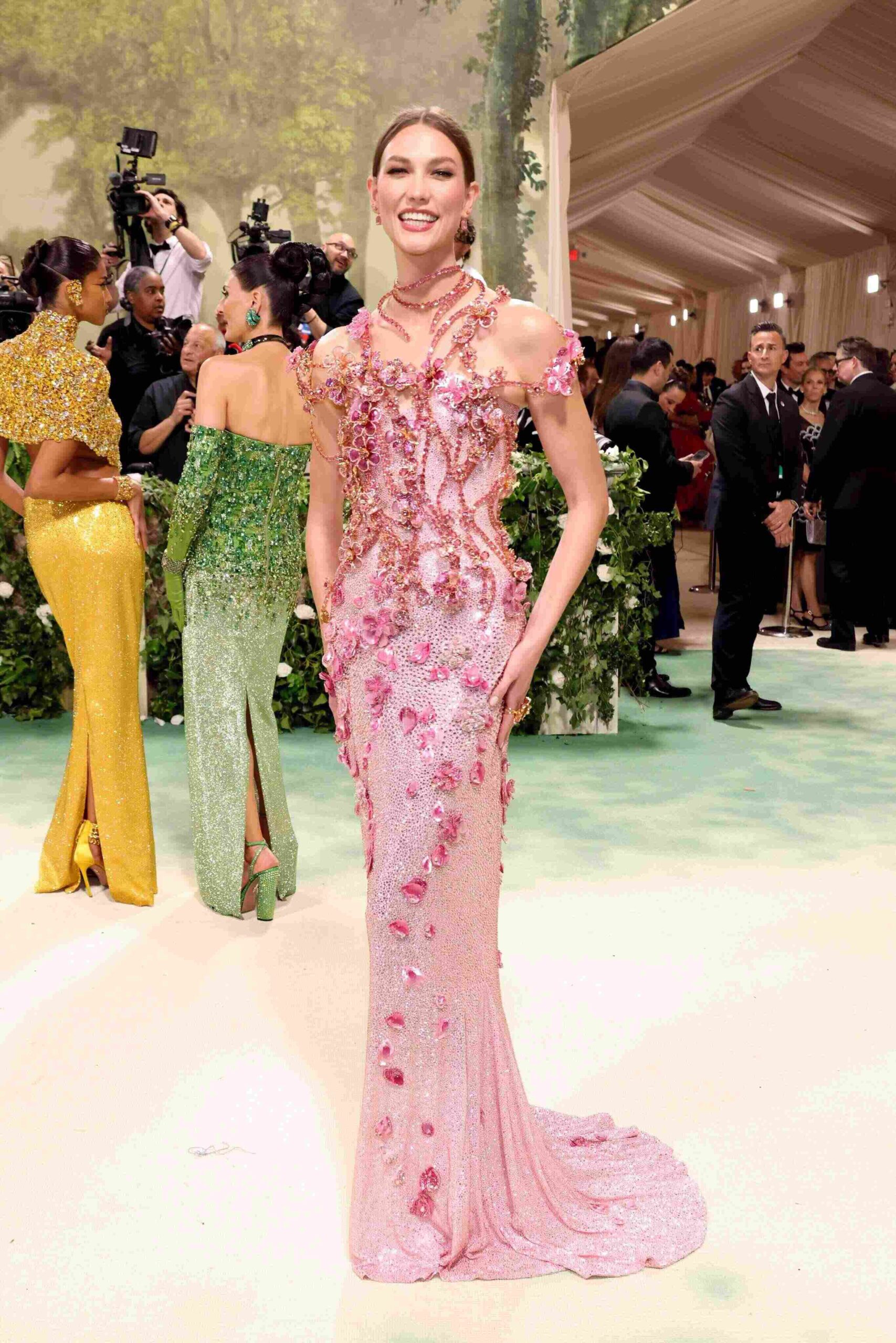 Met Gala 2024: La moda al mejor estilo de 'Garden of Time' - Velvet ...
