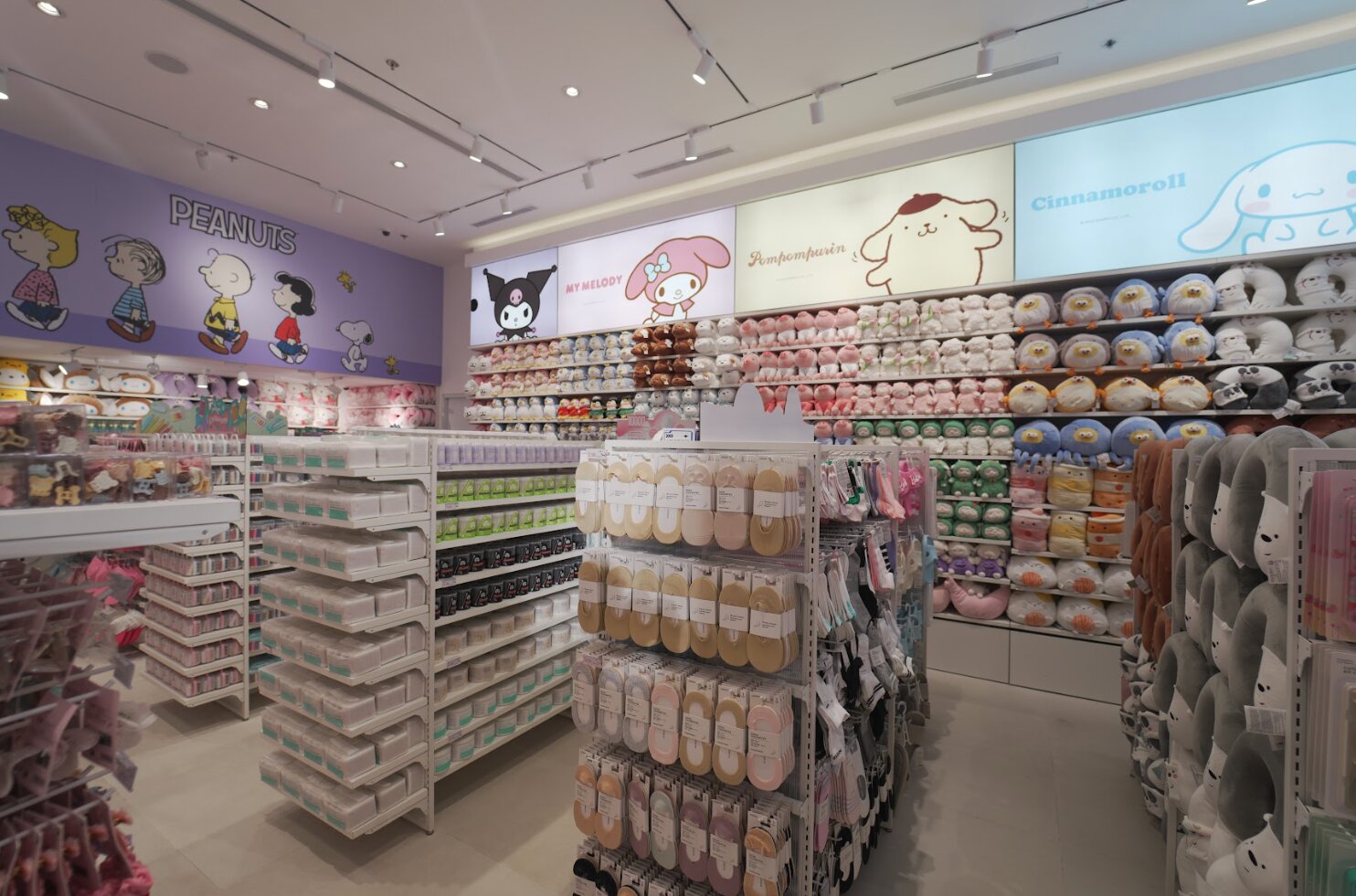 Miniso abre su quinta tienda en Venezuela